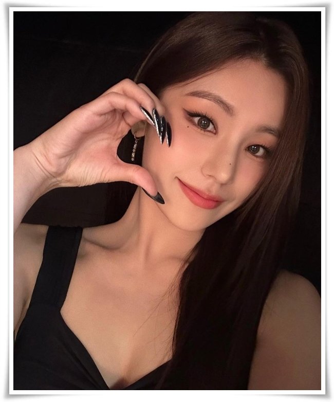 My name is LV Chloe | Little Tokyo LV